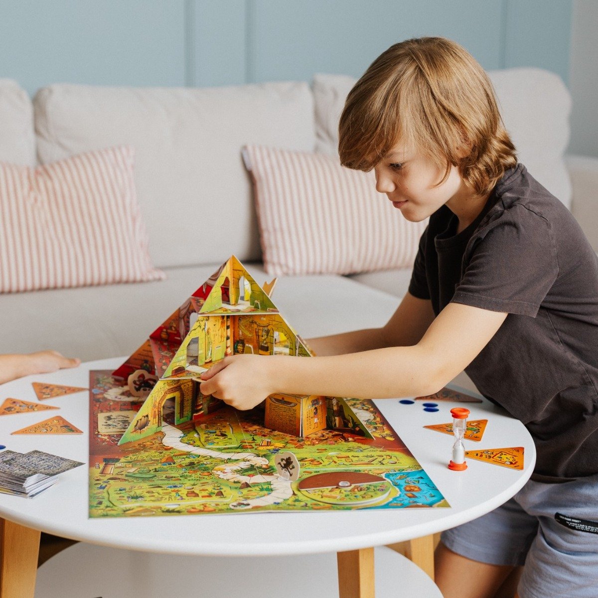 Gra rodzinna Spy Guy Piramida | Trefl